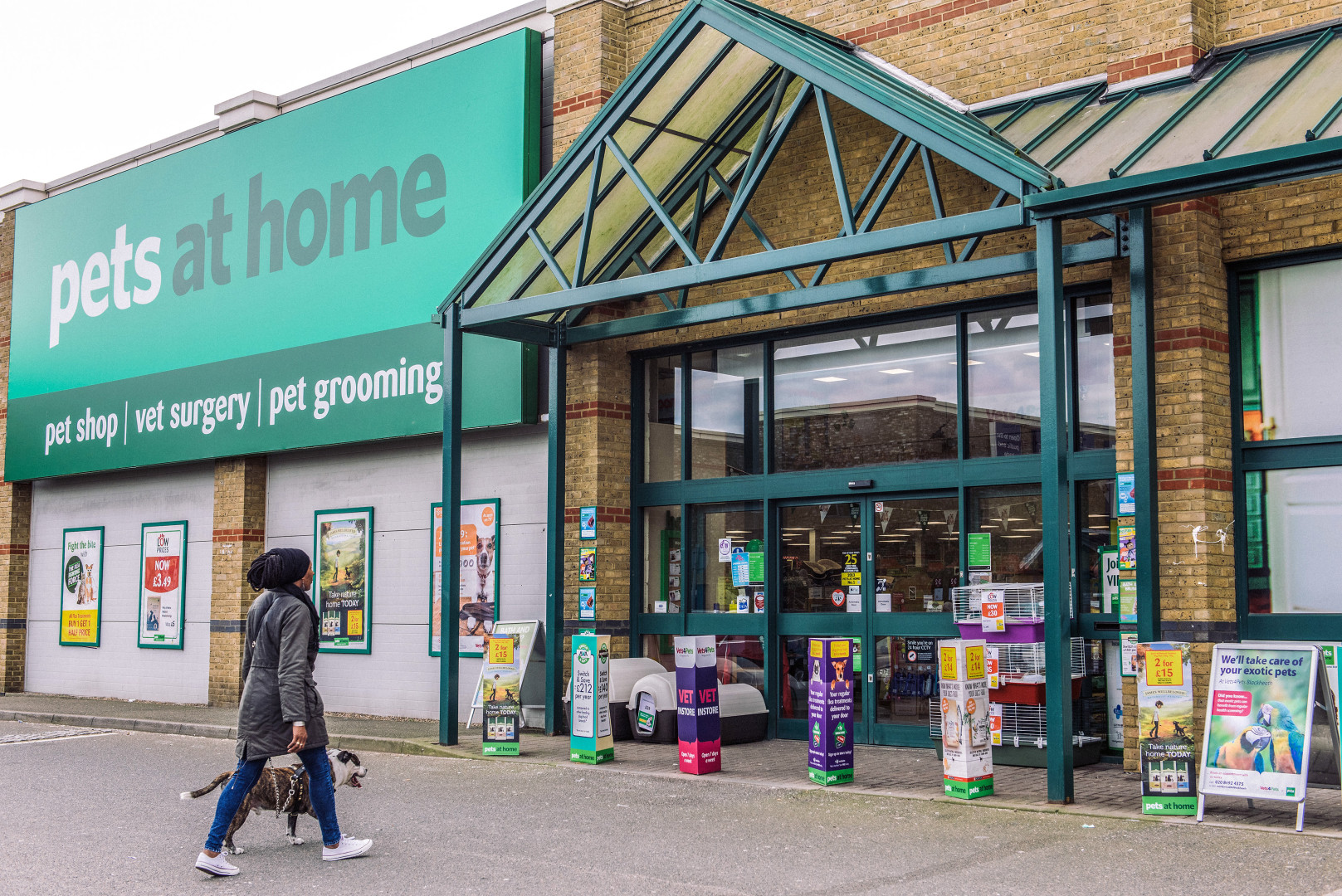Pets at Home Group outperforms the ... - petworldwide