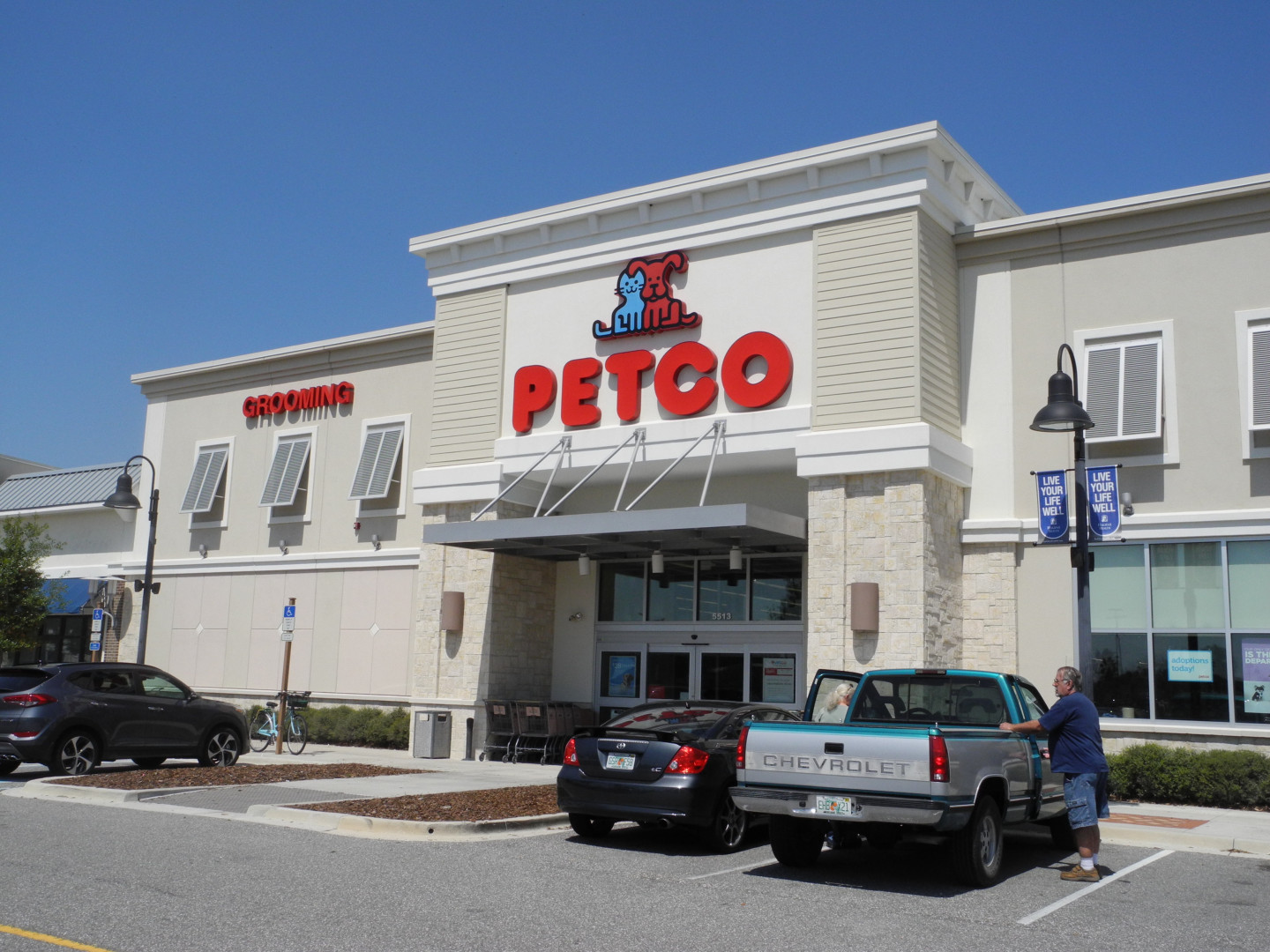 Petco changes its leadership - petworldwide