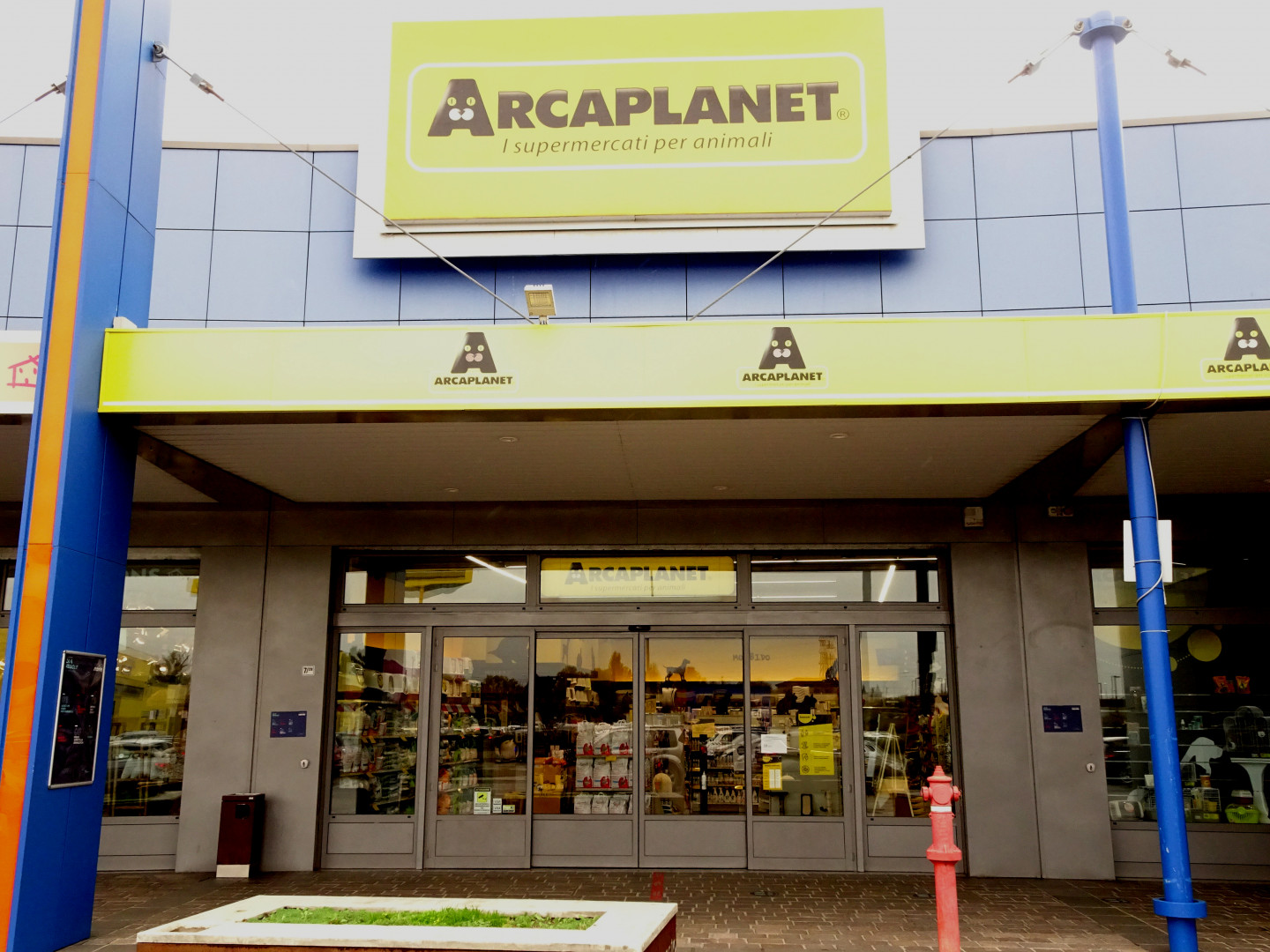 New Arcaplanet Group must relinquis... - petworldwide