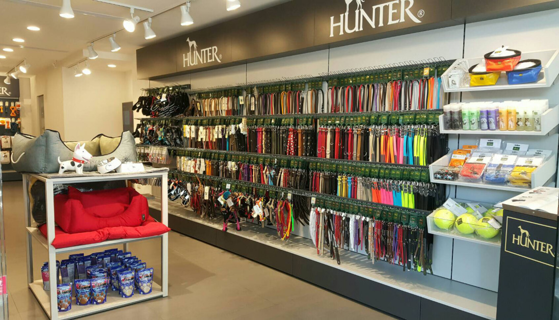 Hunter opens new brand stores - petworldwide