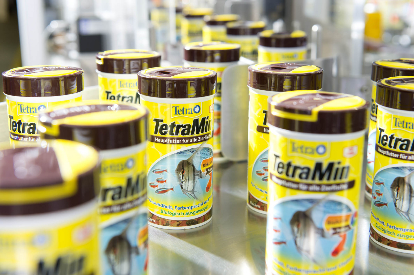 Tetra gains IFS certificate - petworldwide