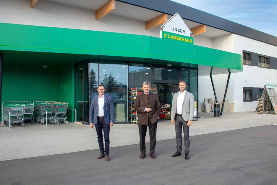 New stores for the Lagerhaus retail... - petworldwide